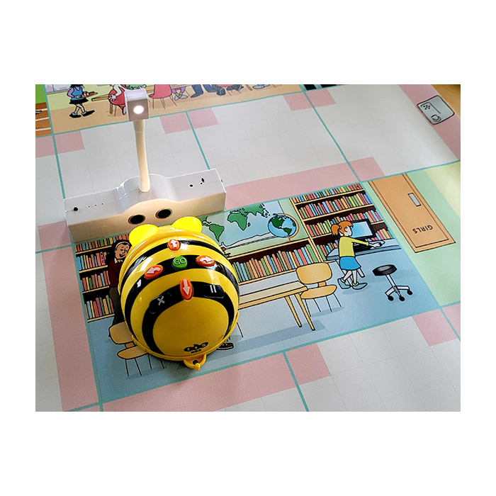 Bee-Bot Sensor - NEW! — Robotix Education Inc.
